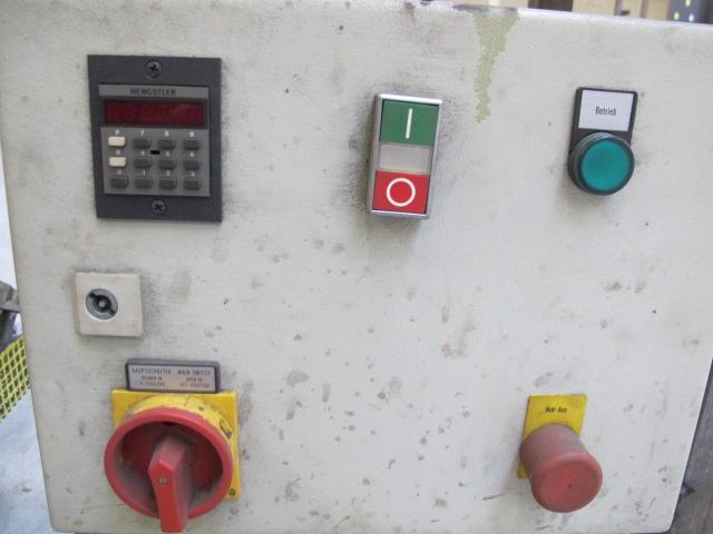Bandmateriaal haspel machine met doorvoer/transportmachine - Memax ...