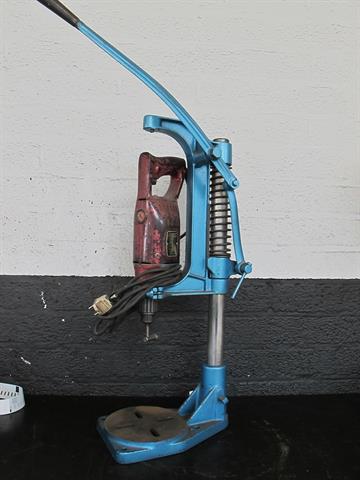 boormachine in houder - Memax, Online veiling van metaal, machines en ...