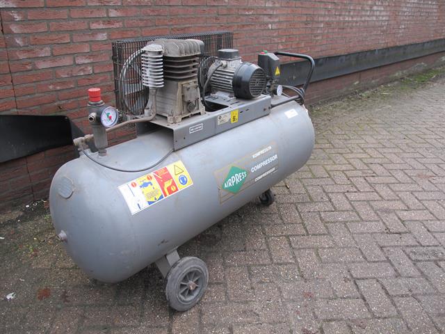 compressor Airpress - Memax, Online veiling van metaal, machines en ...