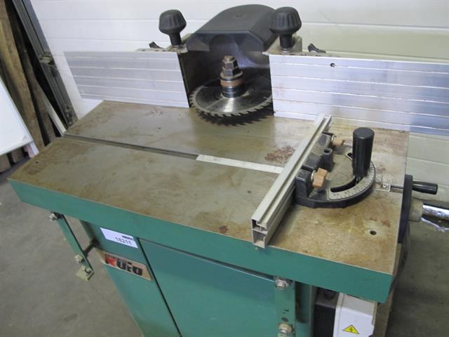 freesbank Kufo - Memax, Online veiling van metaal, machines en gereedschap