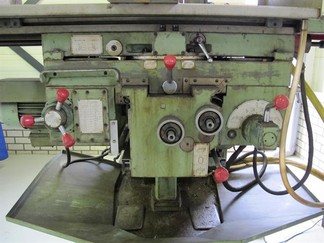 Freesmachine - Memax, Online veiling van metaal, machines en gereedschap