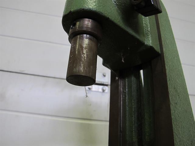 handpers - Memax, Online veiling van metaal, machines en gereedschap