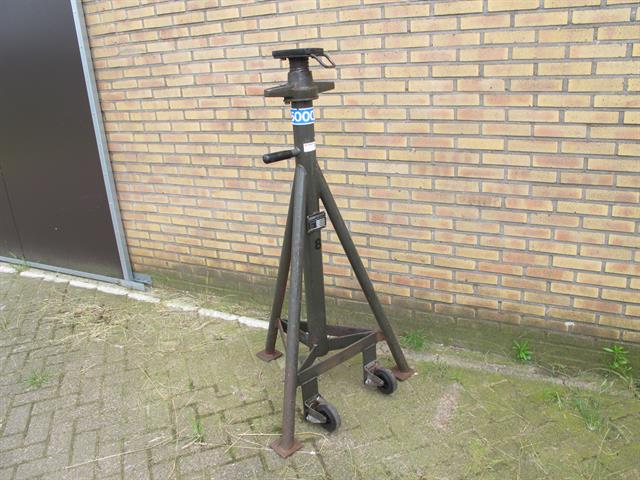 Hywema SB4 steun - bok - Memax, Online veiling van metaal, machines en ...