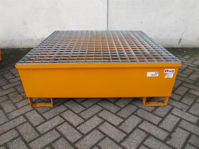 lekbak van kunststof met rooster - Memax, Online veiling van metaal ...