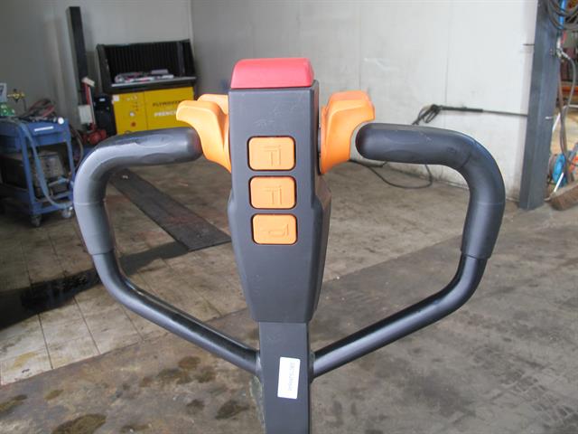 palletwagen Heli DC15 - Memax, Online veiling van metaal, machines en ...