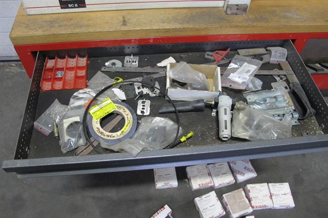 ponsmachine regelbewerkingsmachine Elcede SC6 incl. mobiele werktafel ...