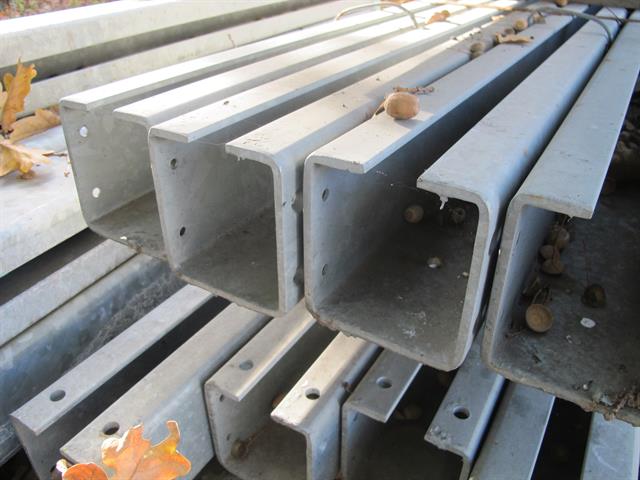 rolpoort rails L7000mm - Memax, Online veiling van metaal, machines en ...