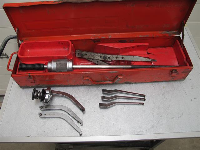 slagtrekker Facom - Memax, Online veiling van metaal, machines en ...