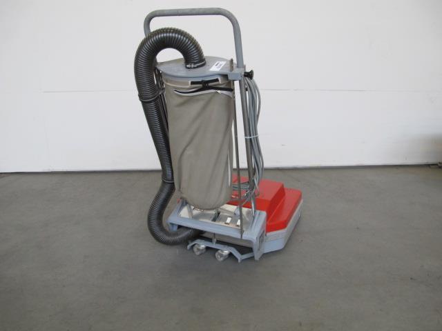 Sorma TM 600 veeg/zuig machine - Memax, Online veiling van metaal ...