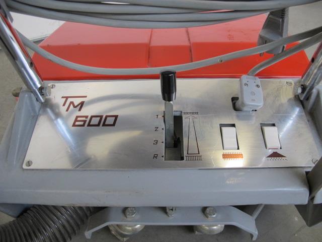 Sorma TM 600 veeg/zuig machine - Memax, Online veiling van metaal ...