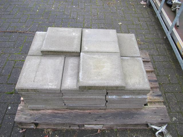 stoeptegels 30x30cm ±240 stuks - Memax, Online veiling van metaal ...
