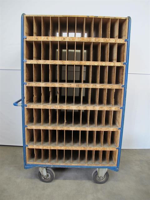 transportkar / vakkenkast - Memax, Online veiling van metaal, machines ...