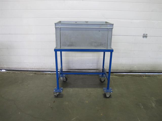 transportkar van metaal met kunststof bak - Memax, Online veiling van ...