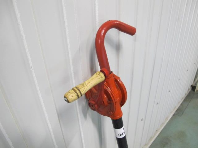 vaten pomp handmatig - Memax, Online veiling van metaal, machines en ...